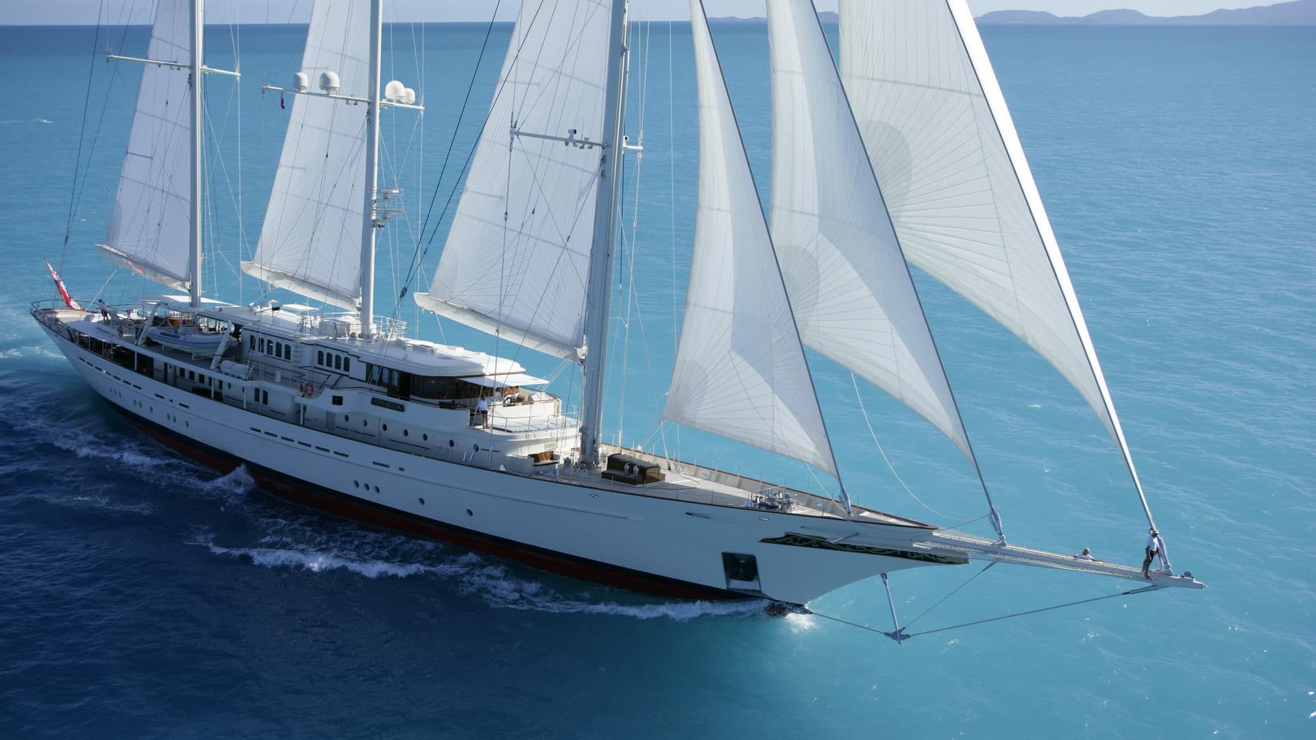 Under huge sails. Top 10 largest sailing yachts in the world - Flotilia