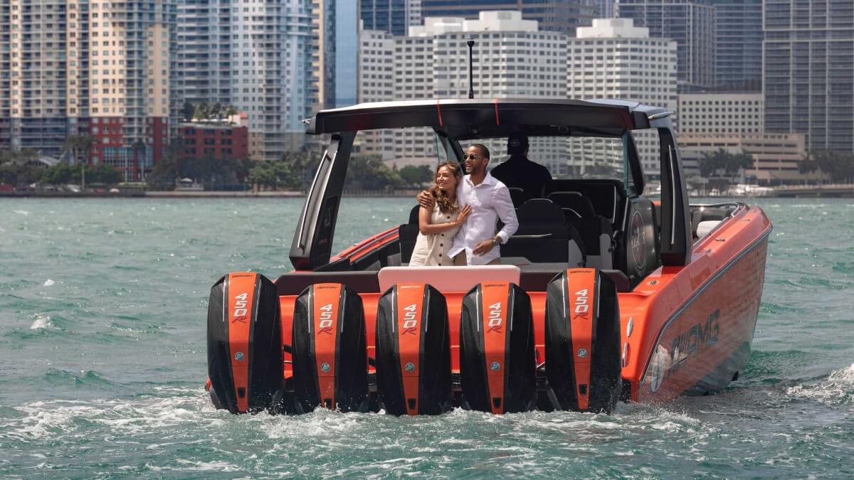Mercedes-AMG Introduces 2250 HP Race Boat - Flotilla