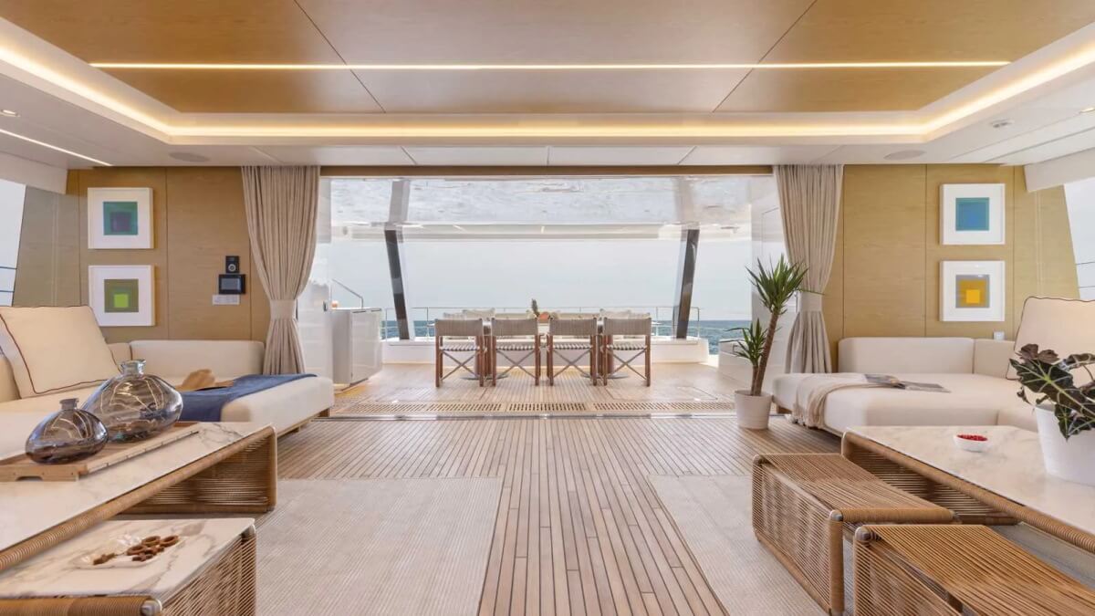 Sunreef Shows Interiors of 80 Sunreef Power Pronto Yacht - Flotilia